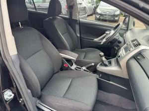 Melns Toyota Verso 2012 Jurbarkas, ar dzinēja tilpumu 2.00 L un nobraukumu 231 tūkst. km par 4950 €, foto 18 vietnē AUTOMOTO.COM.LV