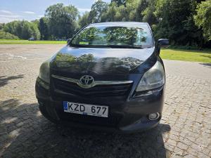 Melns Toyota Verso 2012 Panevēža, ar dzinēja tilpumu 2.00 L un nobraukumu 332 tūkst. km par 4300 €, foto 6 vietnē AUTOMOTO.COM.LV