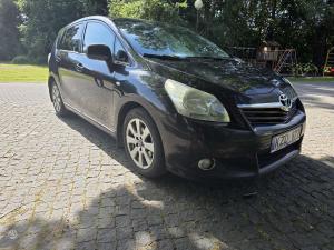 Melns Toyota Verso 2012 Panevēža, ar dzinēja tilpumu 2.00 L un nobraukumu 332 tūkst. km par 4300 €, foto 7 vietnē AUTOMOTO.COM.LV