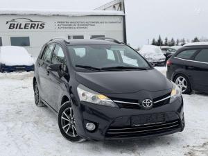 Melns Toyota Verso 2013 Utena, ar dzinēja tilpumu 1.80 L un nobraukumu 280 tūkst. km par 5790 €, foto  vietnē AUTOMOTO.COM.LV