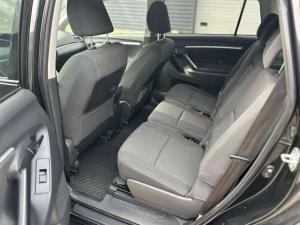 Black Toyota Verso 2013 in Utena, with an engine capacity of 2.00 L and mileage of 260 thousand km for 5950 €, photo 9 on AUTOMOTO.COM.LV