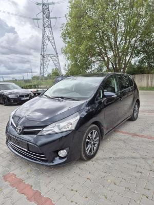Melns Toyota Verso 2013 Šauļi, ar dzinēja tilpumu 2.00 L un nobraukumu 245 tūkst. km par 5950 €, foto 4 vietnē AUTOMOTO.COM.LV