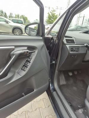 Melns Toyota Verso 2013 Šauļi, ar dzinēja tilpumu 2.00 L un nobraukumu 245 tūkst. km par 5950 €, foto 21 vietnē AUTOMOTO.COM.LV