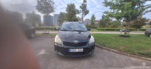 Melns Toyota Verso 2013 Viļņa, ar dzinēja tilpumu 2.00 L un nobraukumu 291 tūkst. km par 1600 €, foto 5 vietnē AUTOMOTO.COM.LV