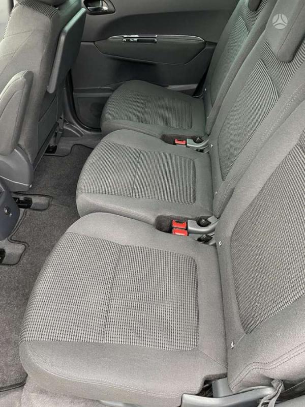 Melns Toyota Verso 2014 Viļņa, ar dzinēja tilpumu 1.60 L un nobraukumu 190 tūkst. km par 6350 €, foto 11 vietnē AUTOMOTO.COM.LV