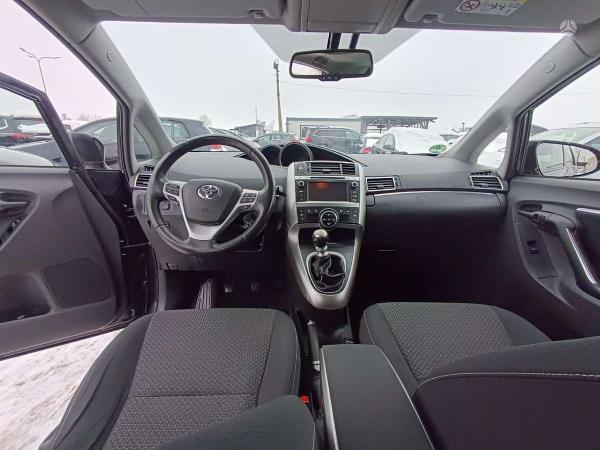 Melns Toyota Verso 2014 Kretinga, ar dzinēja tilpumu 2.00 L un nobraukumu 208 tūkst. km par 7650 €, foto 11 vietnē AUTOMOTO.COM.LV