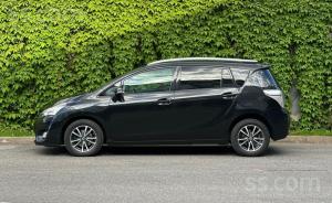 Melns Toyota Verso 2014 Rīga, ar dzinēja tilpumu 1.60 L un nobraukumu 204 tūkst. km par 6250 €, foto 7 vietnē AUTOMOTO.COM.LV