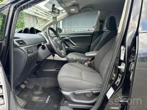 Melns Toyota Verso 2014 Rīga, ar dzinēja tilpumu 1.60 L un nobraukumu 204 tūkst. km par 6250 €, foto 11 vietnē AUTOMOTO.COM.LV