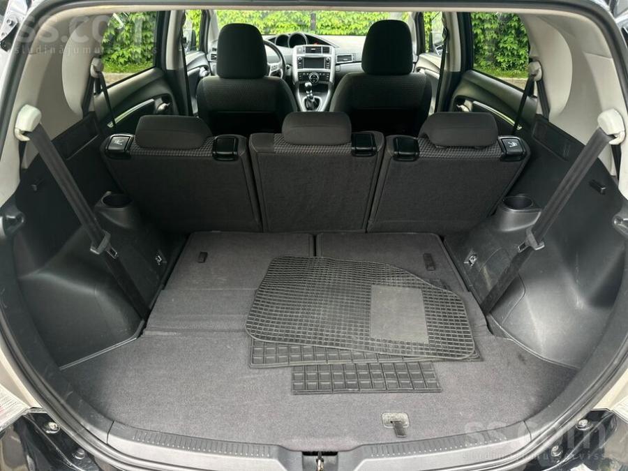 Melns Toyota Verso 2014 Rīga, ar dzinēja tilpumu 1.60 L un nobraukumu 204 tūkst. km par 6250 €, foto 26 vietnē AUTOMOTO.COM.LV