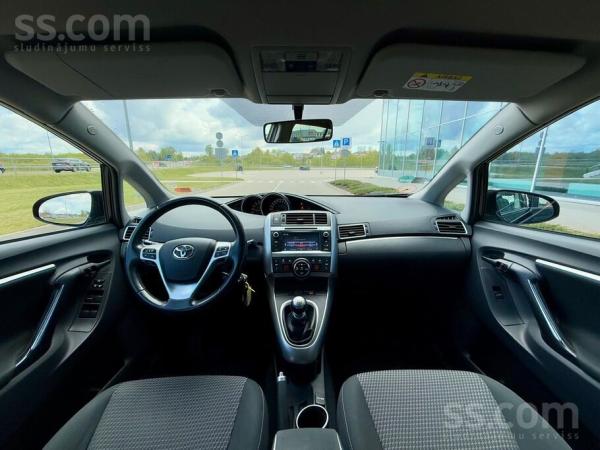 Melns Toyota Verso 2014 Rēzekne, ar dzinēja tilpumu 1.60 L un nobraukumu 212 tūkst. km par 5990 €, foto 10 vietnē AUTOMOTO.COM.LV