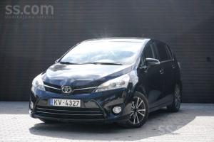 Melns Toyota Verso 2014 Rīga, ar dzinēja tilpumu 2.00 L un nobraukumu 276 tūkst. km par 6590 €, foto  vietnē AUTOMOTO.COM.LV