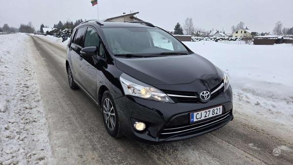 Melns Toyota Verso 2015 Plungė, ar dzinēja tilpumu 1.80 L un nobraukumu 196 tūkst. km par 9600 €, foto 2 vietnē AUTOMOTO.COM.LV