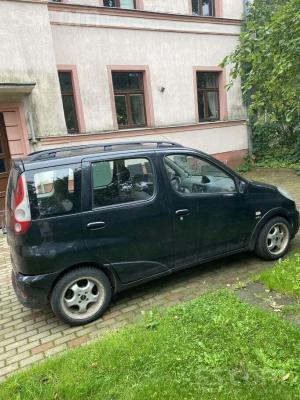 Melns Toyota Verso 2001 Rīga, ar dzinēja tilpumu 1.30 L un nobraukumu 187 tūkst. km par 1400 €, foto 4 vietnē AUTOMOTO.COM.LV