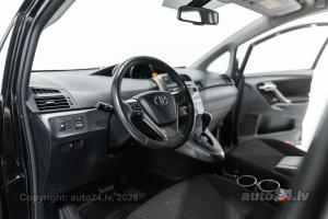 Черный Тойота Версо 2010 в Таллин, объемом двигателя 2.20 л и пробегом 190 тыс. км за 5500 €, фото 12 на AUTOMOTO.COM.LV