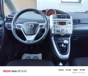 Black Toyota Verso 2011 in Ramuciai, with an engine capacity of 1.80 L and mileage of 123 thousand km for 6450 €, photo 13 on AUTOMOTO.COM.LV