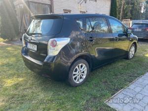 Melns Toyota Verso 2011 Tallina, ar dzinēja tilpumu 1.60 L un nobraukumu 187 tūkst. km par 6499 €, foto 5 vietnē AUTOMOTO.COM.LV