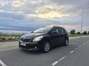 Black Toyota Verso 2012 in Tallinn, with an engine capacity of 1.80 L and mileage of 129 thousand km for 6500 €, photo 20 on AUTOMOTO.COM.LV