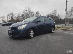 Zils Toyota Verso 2009 Viļņa, ar dzinēja tilpumu 2.00 L un nobraukumu 350 tūkst. km par 2150 €, foto 3 vietnē AUTOMOTO.COM.LV
