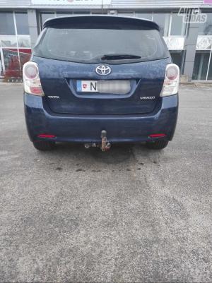 Zils Toyota Verso 2009 Viļņa, ar dzinēja tilpumu 2.00 L un nobraukumu 350 tūkst. km par 2150 €, foto 6 vietnē AUTOMOTO.COM.LV