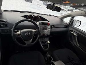 Zils Toyota Verso 2009 Viļņa, ar dzinēja tilpumu 2.00 L un nobraukumu 232 tūkst. km par 3700 €, foto 11 vietnē AUTOMOTO.COM.LV
