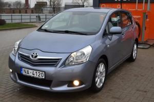 Zils Toyota Verso 2009 Jēkabpils, ar dzinēja tilpumu 2.20 L un nobraukumu 227 tūkst. km par 6600 €, foto 4 vietnē AUTOMOTO.COM.LV