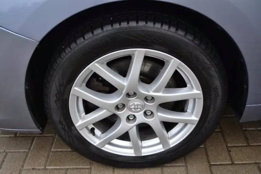 Zils Toyota Verso 2009 Jēkabpils, ar dzinēja tilpumu 2.20 L un nobraukumu 227 tūkst. km par 6600 €, foto 21 vietnē AUTOMOTO.COM.LV