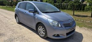 Blue Toyota Verso 2009 in Vilnius, with an engine capacity of 2.00 L and mileage of 281 thousand km for 1800 €, photo  on AUTOMOTO.COM.LV