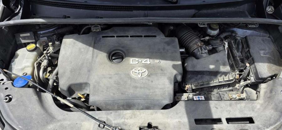 Zils Toyota Verso 2009 Viļņa, ar dzinēja tilpumu 2.00 L un nobraukumu 281 tūkst. km par 1800 €, foto 13 vietnē AUTOMOTO.COM.LV