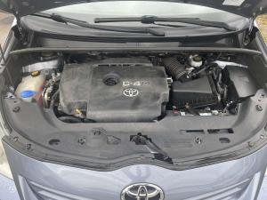Blue Toyota Verso 2009 in Vilnius, with an engine capacity of 2.00 L and mileage of 257 thousand km for 3950 €, photo 21 on AUTOMOTO.COM.LV