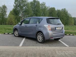 Zils Toyota Verso 2010 Rīga, ar dzinēja tilpumu 1.80 L un nobraukumu 181 tūkst. km par 4900 €, foto 4 vietnē AUTOMOTO.COM.LV