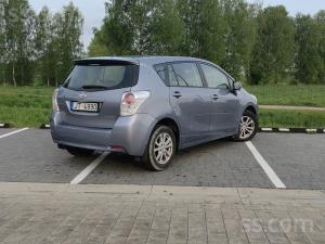 Zils Toyota Verso 2010 Rīga, ar dzinēja tilpumu 1.80 L un nobraukumu 181 tūkst. km par 4900 €, foto 5 vietnē AUTOMOTO.COM.LV