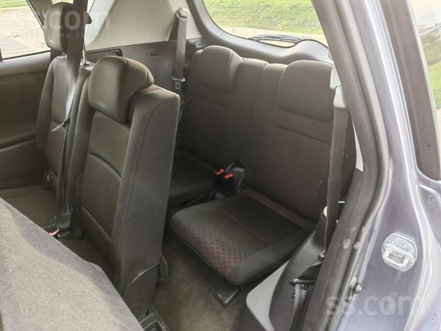 Zils Toyota Verso 2010 Rīga, ar dzinēja tilpumu 1.80 L un nobraukumu 181 tūkst. km par 4900 €, foto 8 vietnē AUTOMOTO.COM.LV