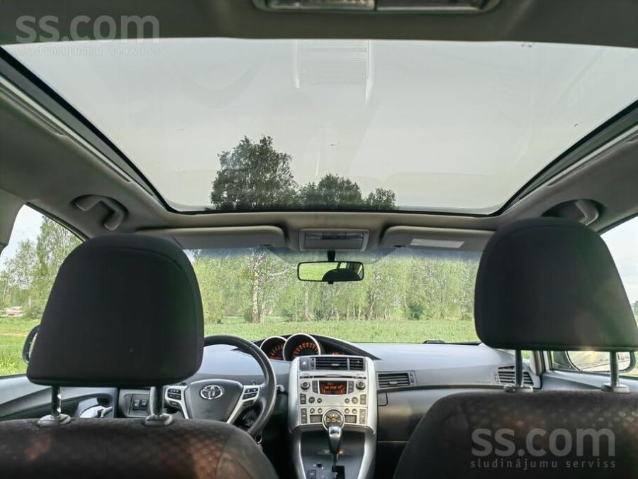 Zils Toyota Verso 2010 Rīga, ar dzinēja tilpumu 1.80 L un nobraukumu 181 tūkst. km par 4900 €, foto 10 vietnē AUTOMOTO.COM.LV