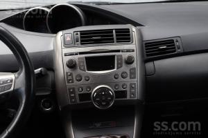 Zils Toyota Verso 2010 Valmiera, ar dzinēja tilpumu 2.00 L un nobraukumu 315 tūkst. km par 4400 €, foto 12 vietnē AUTOMOTO.COM.LV