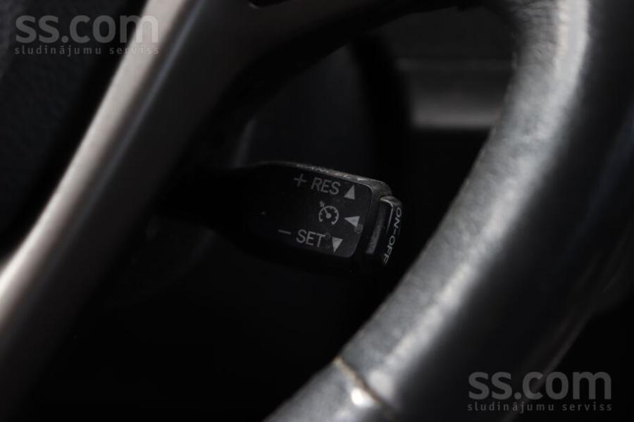 Zils Toyota Verso 2010 Valmiera, ar dzinēja tilpumu 2.00 L un nobraukumu 315 tūkst. km par 4400 €, foto 15 vietnē AUTOMOTO.COM.LV
