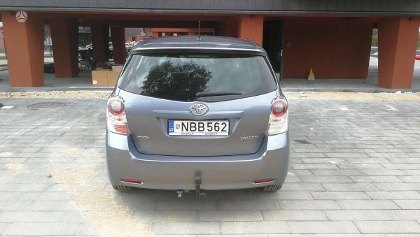 Zils Toyota Verso 2010 Kauņa, ar dzinēja tilpumu 1.80 L un nobraukumu 232 tūkst. km par 6400 €, foto 5 vietnē AUTOMOTO.COM.LV