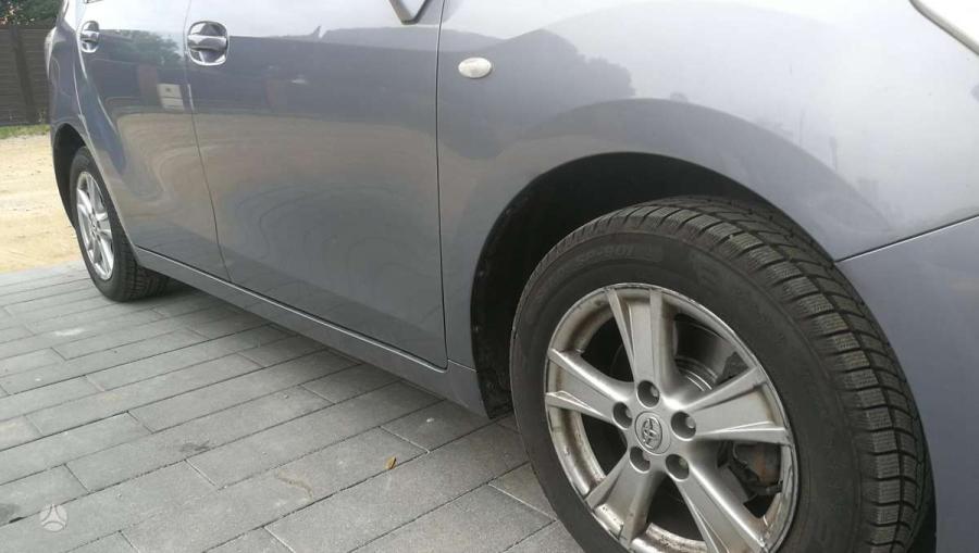 Zils Toyota Verso 2010 Kauņa, ar dzinēja tilpumu 1.80 L un nobraukumu 232 tūkst. km par 6400 €, foto 14 vietnē AUTOMOTO.COM.LV