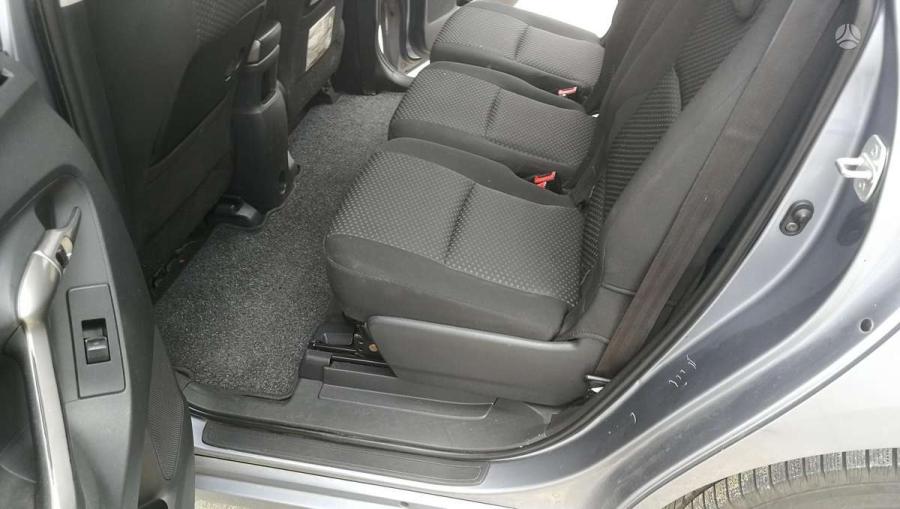Zils Toyota Verso 2010 Kauņa, ar dzinēja tilpumu 1.80 L un nobraukumu 232 tūkst. km par 6400 €, foto 17 vietnē AUTOMOTO.COM.LV
