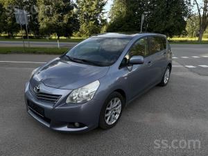 Zils Toyota Verso 2011 Ogre, ar dzinēja tilpumu 2.00 L un nobraukumu 233 tūkst. km par 5399 €, foto 4 vietnē AUTOMOTO.COM.LV