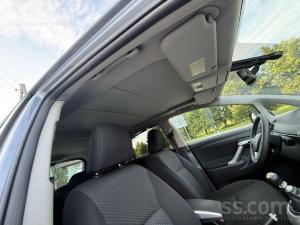 Zils Toyota Verso 2011 Ogre, ar dzinēja tilpumu 2.00 L un nobraukumu 233 tūkst. km par 5399 €, foto 14 vietnē AUTOMOTO.COM.LV