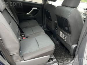 Blue Toyota Verso 2012 in Riga, with an engine capacity of 2.20 L and mileage of 203 thousand km for 5900 €, photo 7 on AUTOMOTO.COM.LV