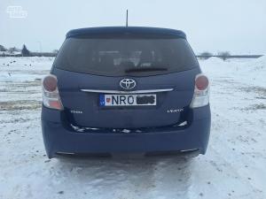 Blue Toyota Verso 2013 in Klaipeda, with an engine capacity of 2.00 L and mileage of 260 thousand km for 5650 €, photo 5 on AUTOMOTO.COM.LV
