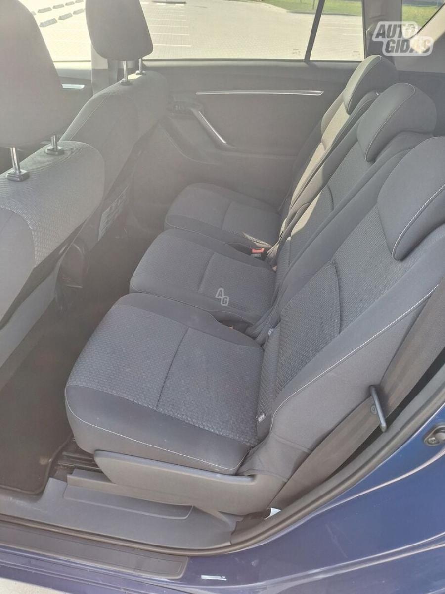 Zils Toyota Verso 2013 Klaipėda, ar dzinēja tilpumu 2.00 L un nobraukumu 261 tūkst. km par 4999 €, foto 7 vietnē AUTOMOTO.COM.LV