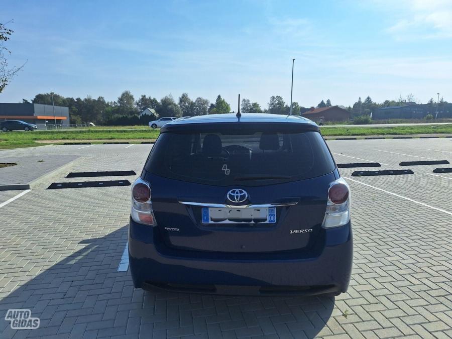 Zils Toyota Verso 2013 Klaipėda, ar dzinēja tilpumu 2.00 L un nobraukumu 261 tūkst. km par 4999 €, foto 10 vietnē AUTOMOTO.COM.LV