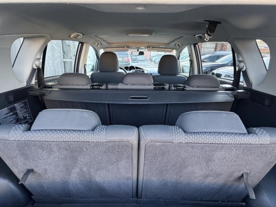 Zils Toyota Verso 2013 Rīga, ar dzinēja tilpumu 2.00 L un nobraukumu 242 tūkst. km par 6750 €, foto 4 vietnē AUTOMOTO.COM.LV