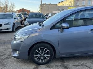 Zils Toyota Verso 2013 Rīga, ar dzinēja tilpumu 2.00 L un nobraukumu 242 tūkst. km par 6750 €, foto 15 vietnē AUTOMOTO.COM.LV