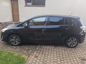 Blue Toyota Verso 2013 in Sirvintos, with an engine capacity of 2.00 L and mileage of 375 thousand km for 4300 €, photo 7 on AUTOMOTO.COM.LV