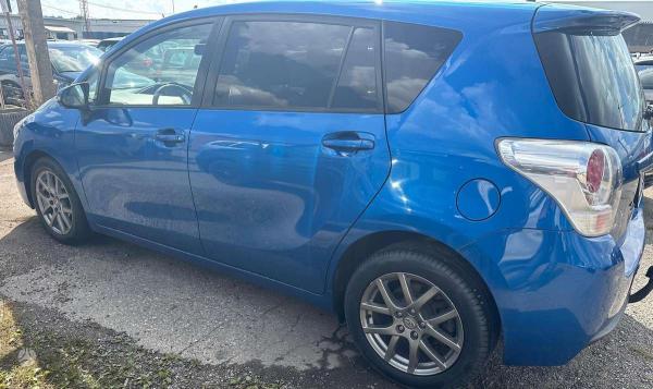 Zils Toyota Verso 2013 Kauņa, ar dzinēja tilpumu 2.00 L un nobraukumu 247 tūkst. km par 6150 €, foto 6 vietnē AUTOMOTO.COM.LV