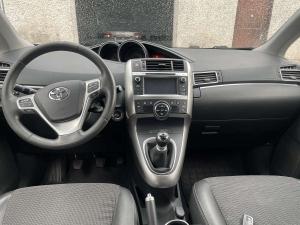 Blue Toyota Verso 2013 in Jurbarkas, with an engine capacity of 2.00 L and mileage of 238 thousand km for 6450 €, photo 13 on AUTOMOTO.COM.LV