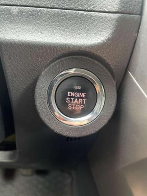 Blue Toyota Verso 2013 in Jurbarkas, with an engine capacity of 2.00 L and mileage of 238 thousand km for 6450 €, photo 17 on AUTOMOTO.COM.LV